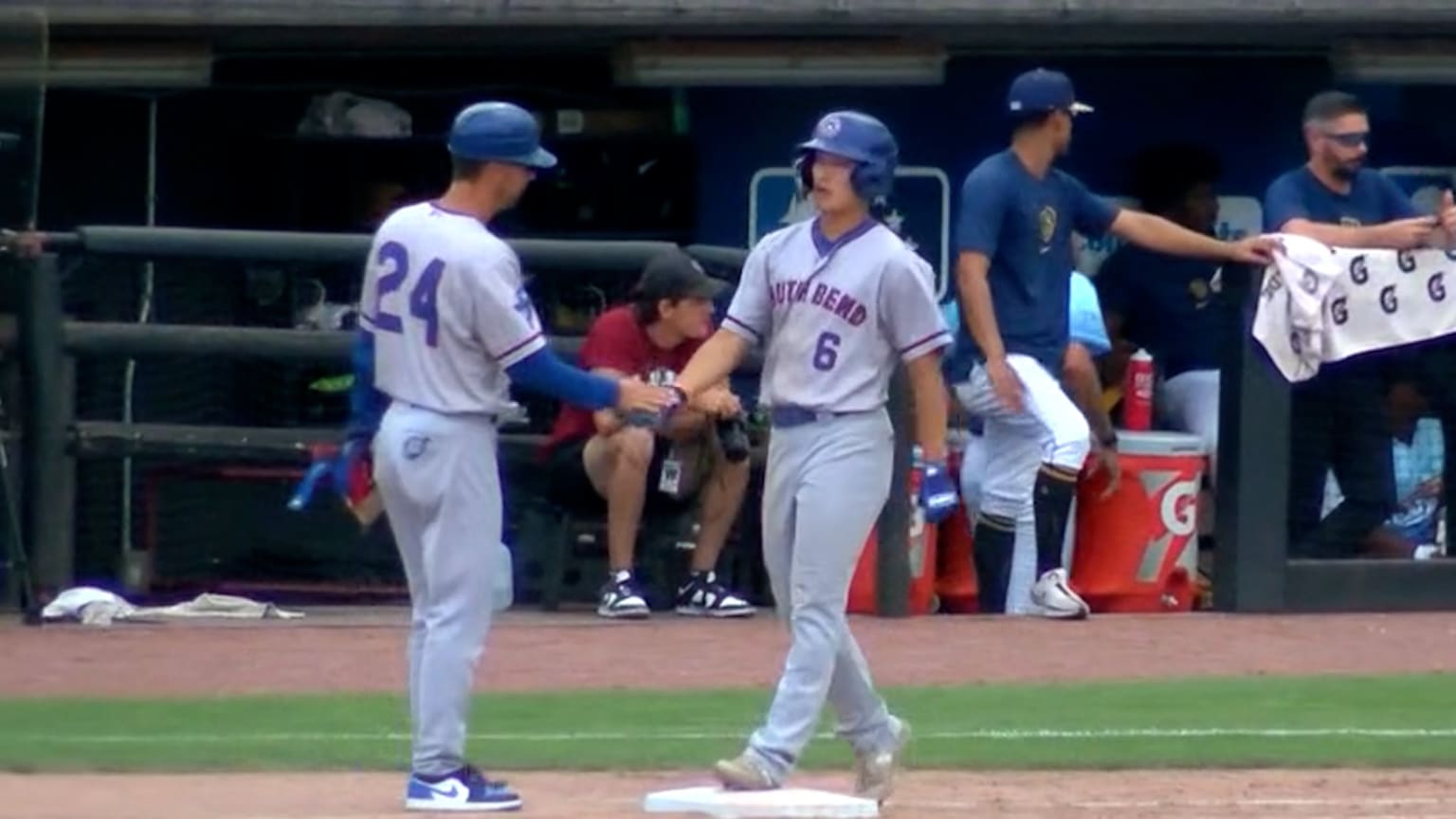 Brett Bateman's four walks | 08/04/2024 | MLB.com