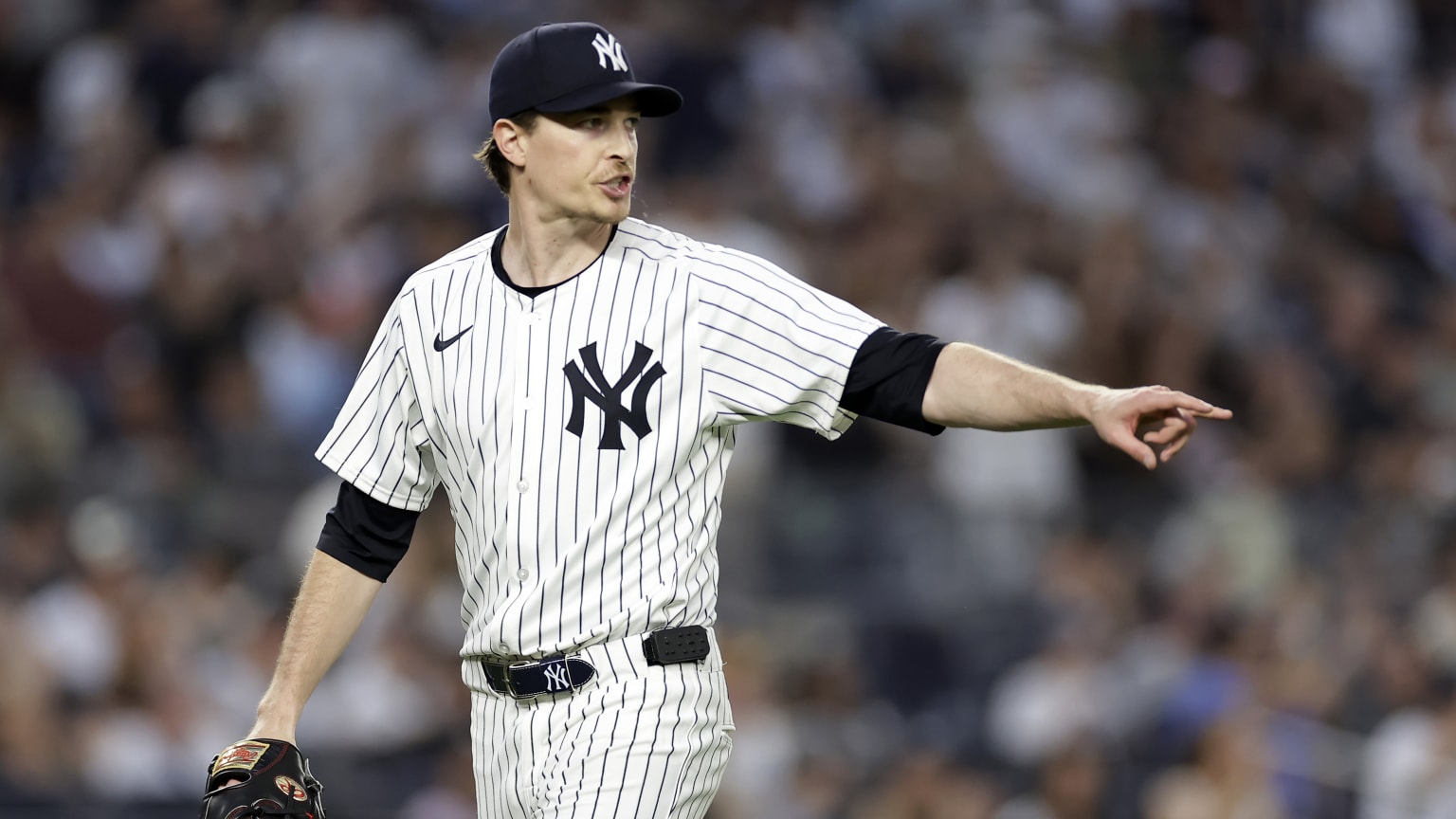 Yankees turn two to end the top of the 3rd | 05/02/2025 | New York Yankees