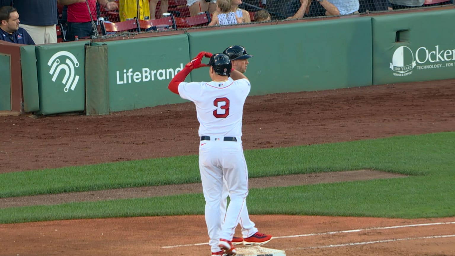 Reese McGuire extends Red Sox's lead on RBI single | 08/26/2023 ...