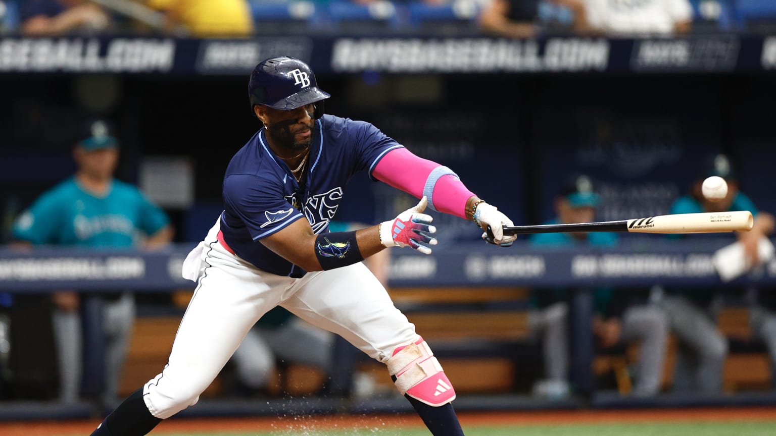 Yandy Díaz's RBI single | 06/26/2024 | MLB.com