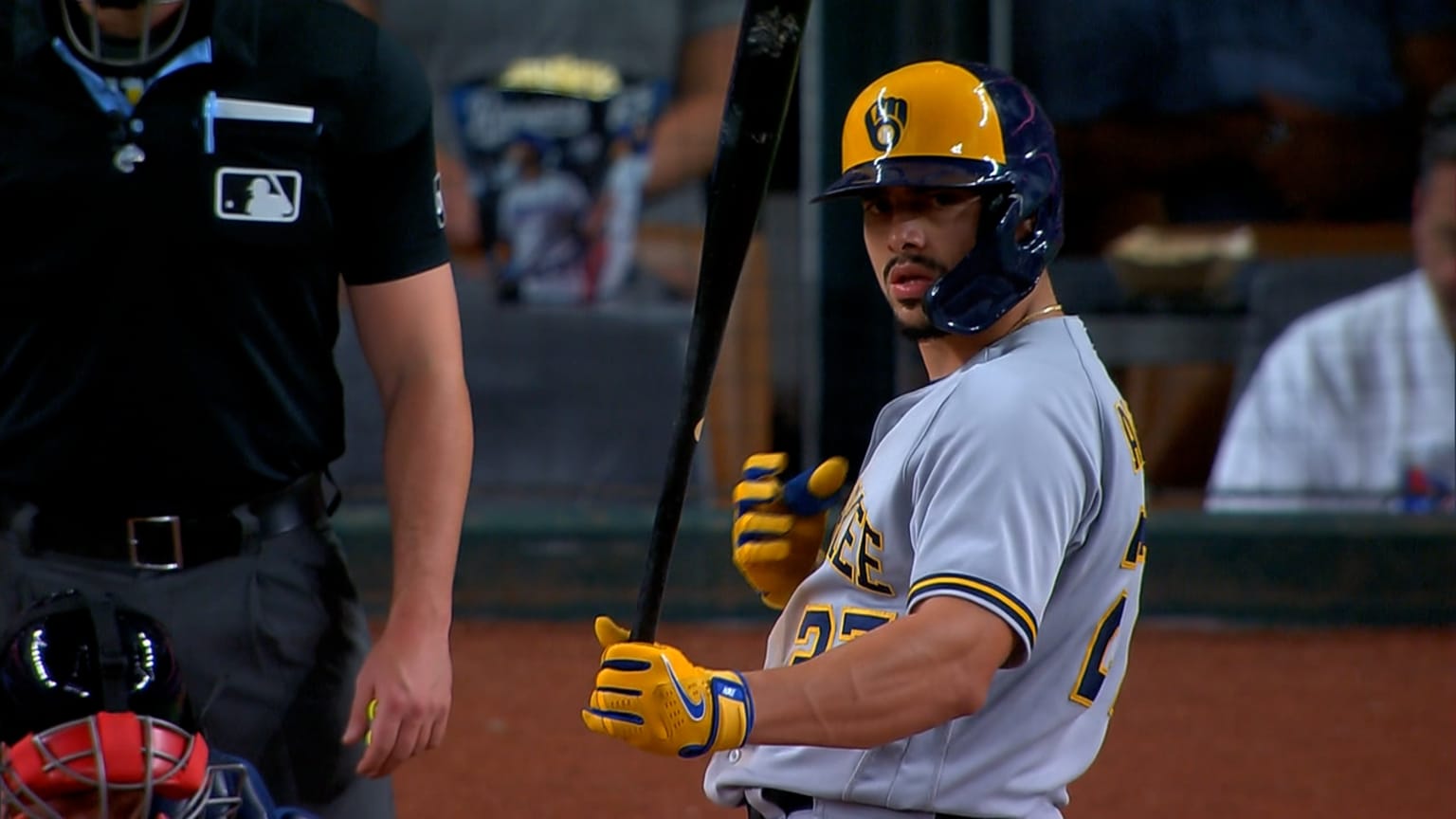 Willy Adames grounds an RBI single to left field | 08/18/2023 ...