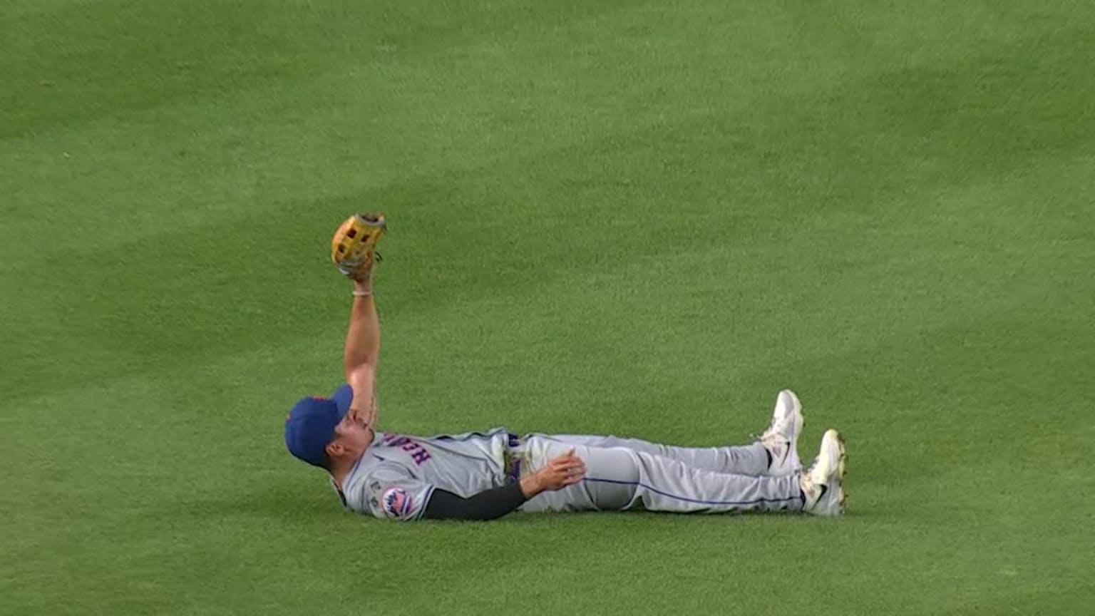 Tyrone Taylor's stunning diving catch | 07/24/2024 | New York Mets