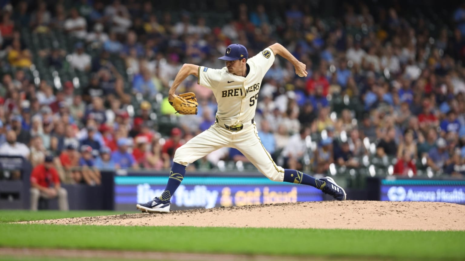 Hoby Milner apaga el fuego y mantiene la ventaja | 16/09/2024 | Los ...