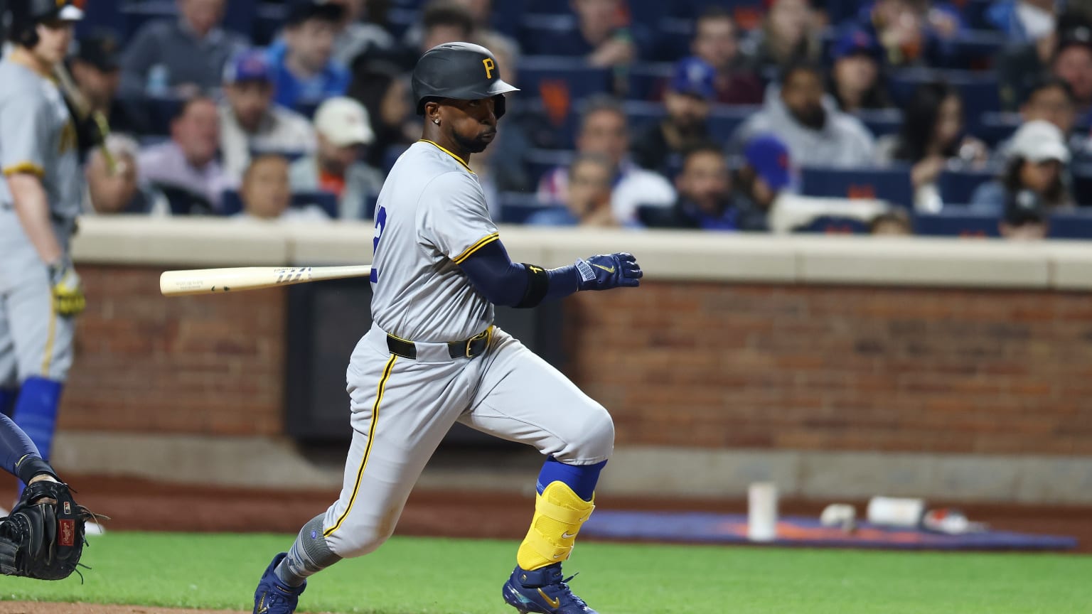 Andrew McCutchen's RBI single | 04/15/2024 | Pittsburgh Pirates