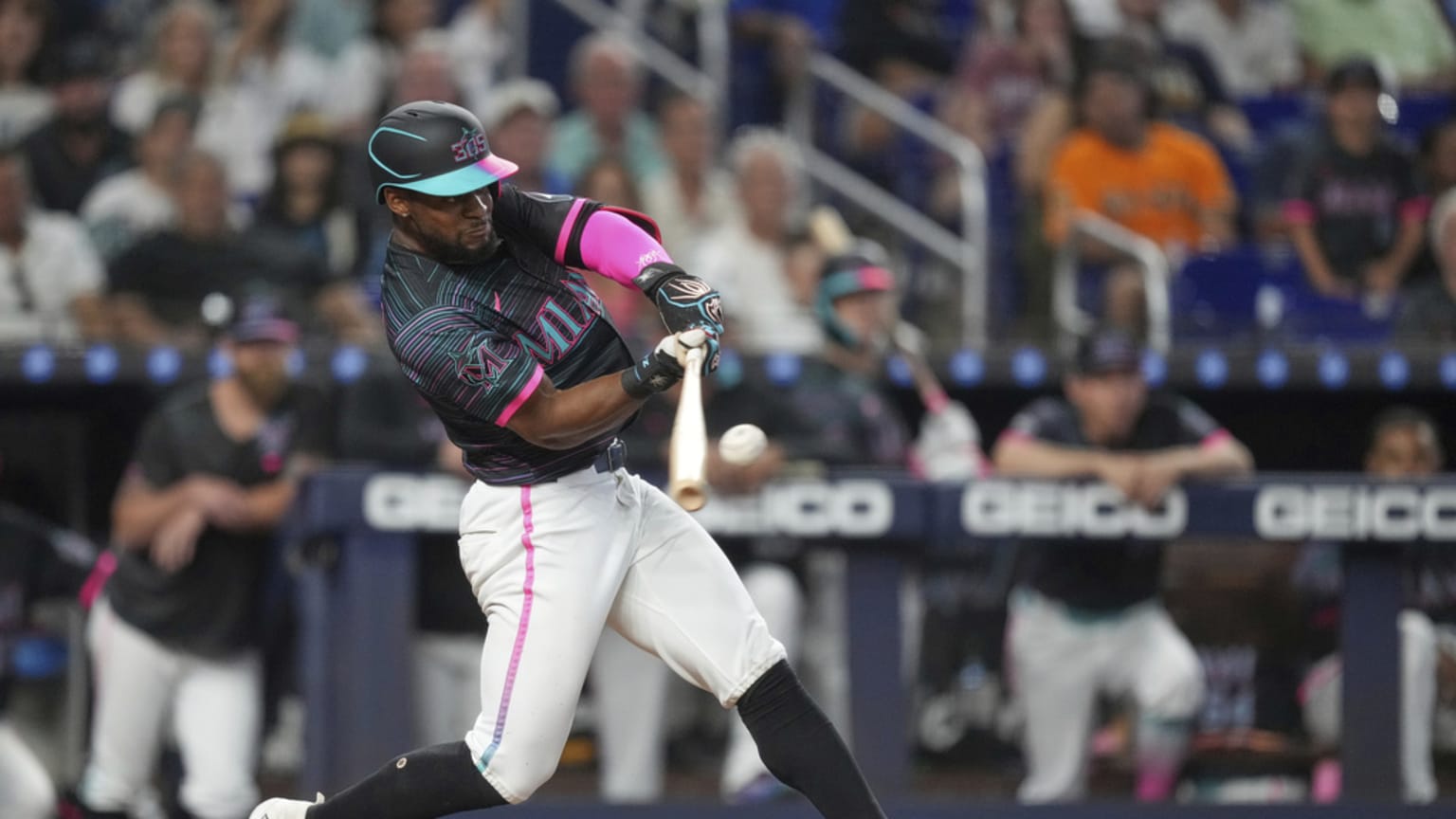 Otto Lopez's go-ahead double | 07/19/2025 | MLB.com