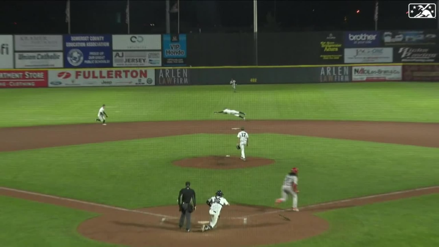 Max Burt makes a diving play at second in the 9th | 05/21/2023 | MLB.com