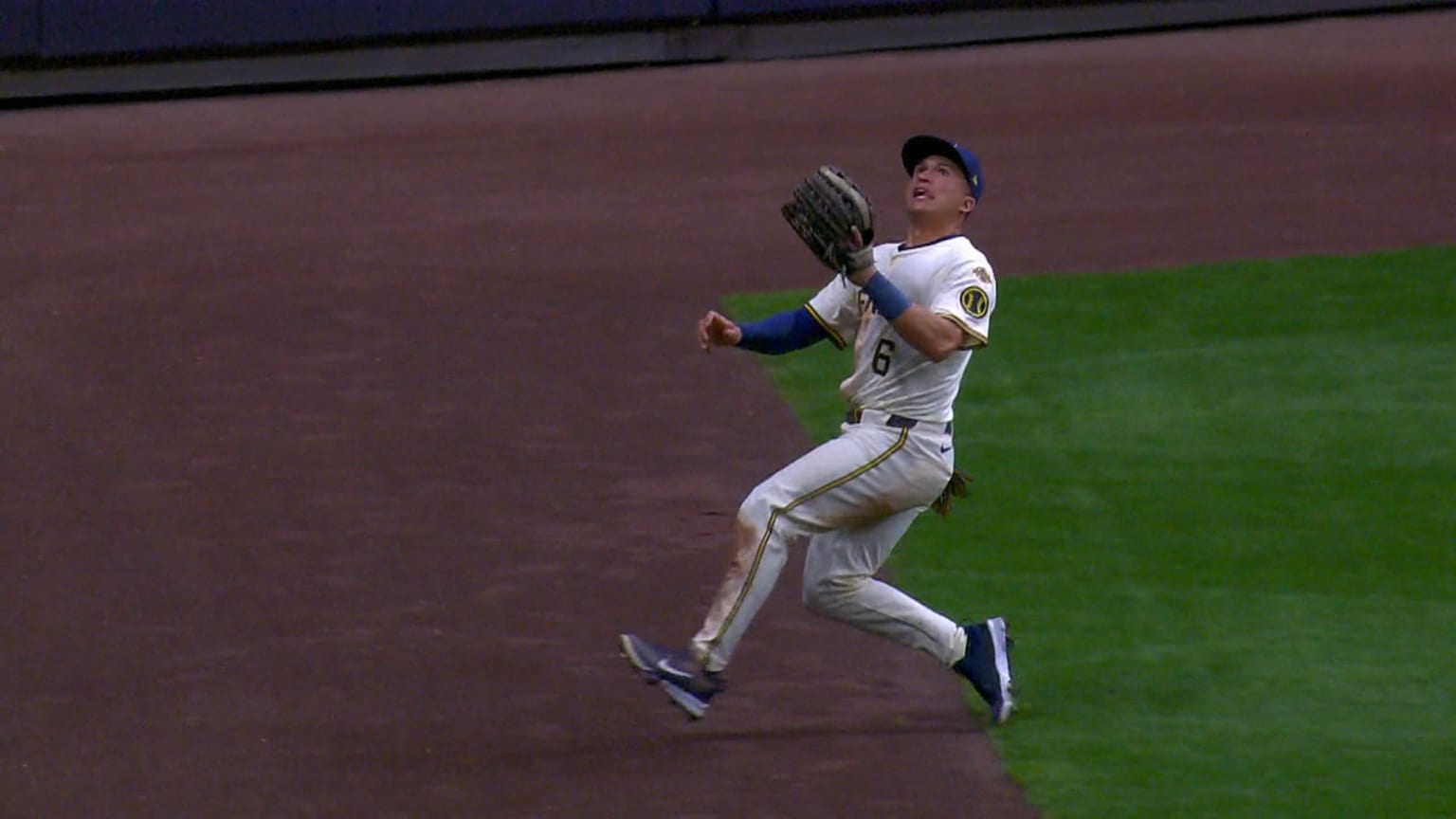 Isaac Collins' sliding catch | 05/20/2025 | Milwaukee Brewers
