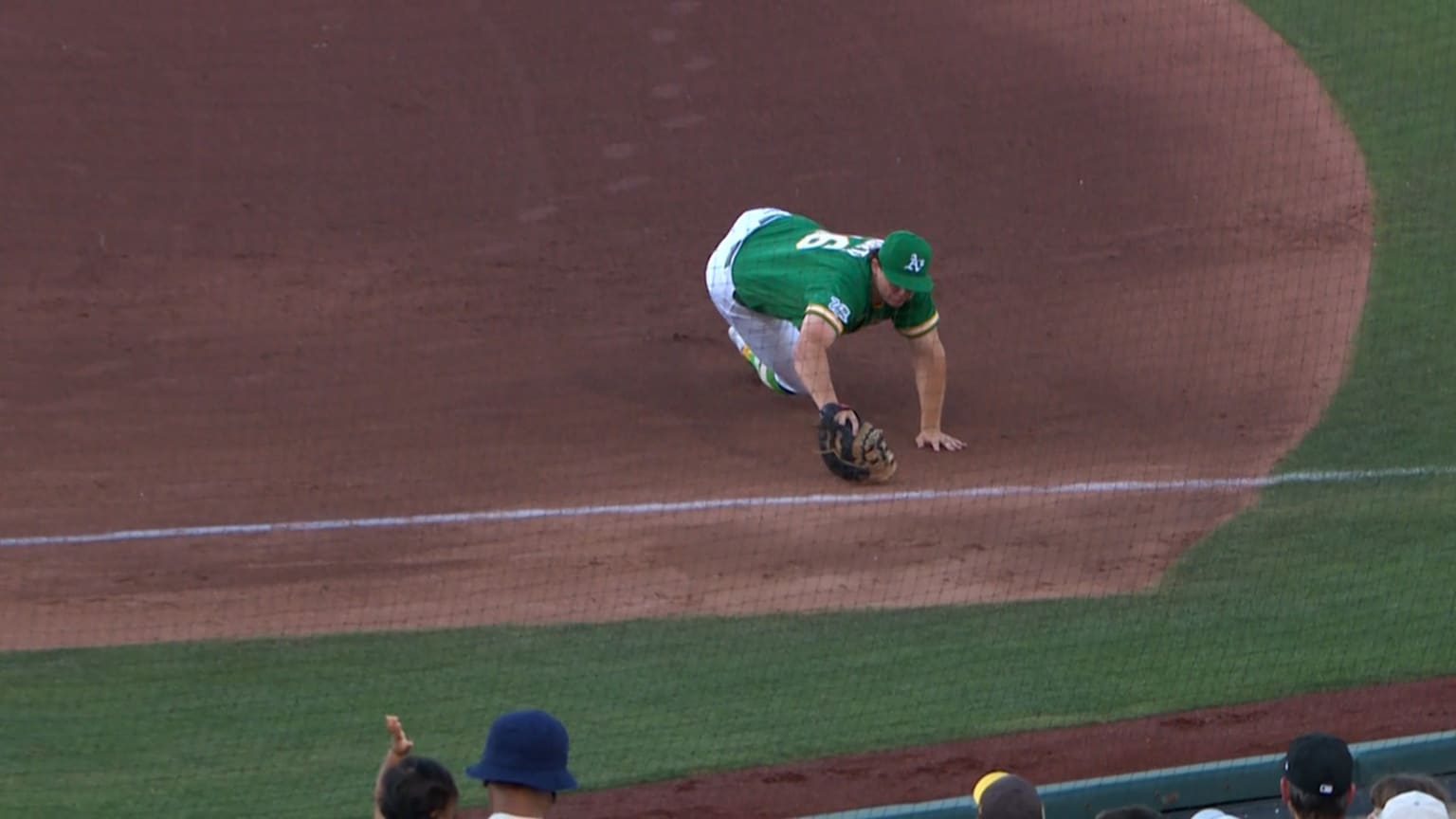 Nick Kurtz's diving stop | 06/16/2026 | Athletics
