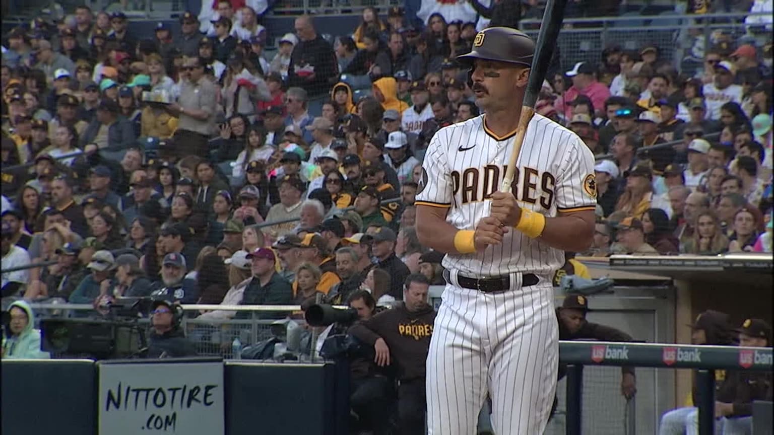 Matt Carpenter rips a two-run double to right field | 04/01/2023 | San ...