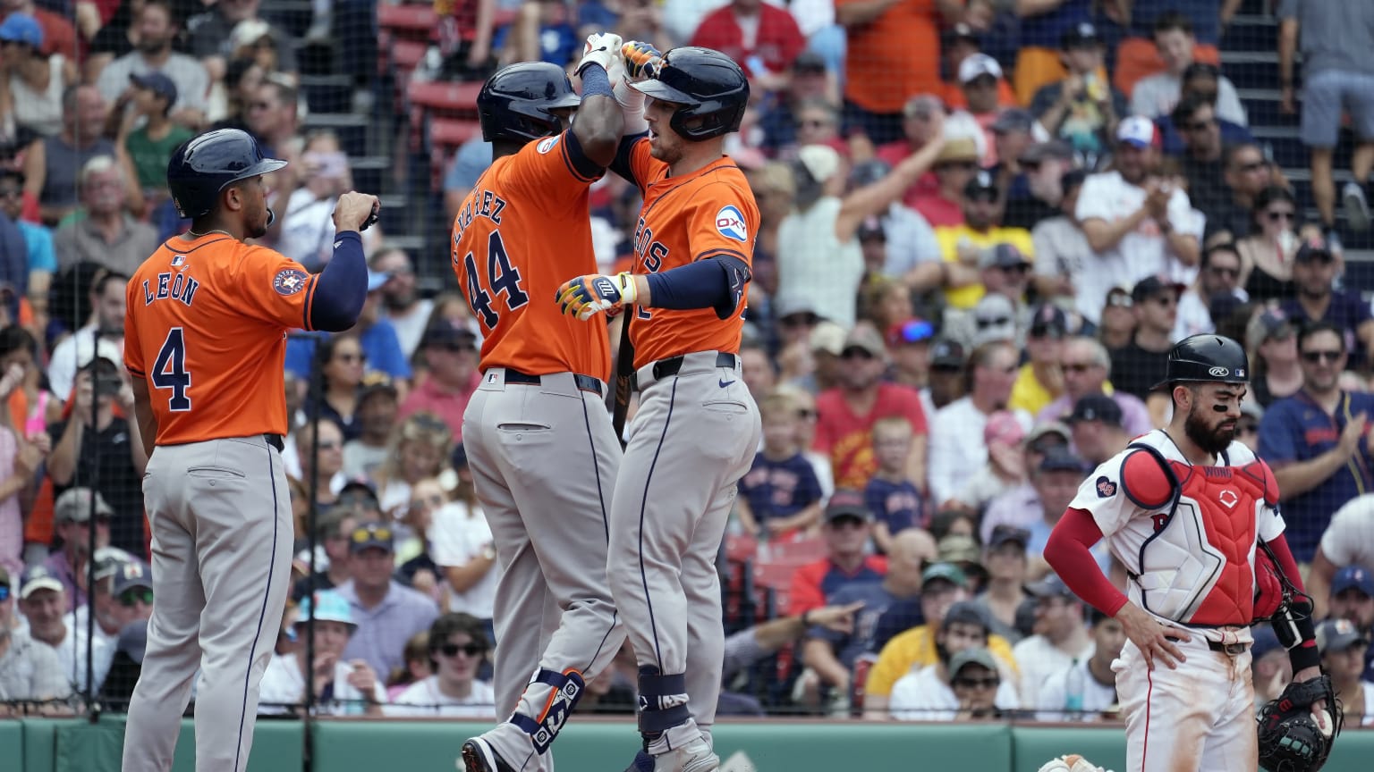 Bregman and Alvarez hit back-to-back jacks | 08/11/2024 | Houston Astros