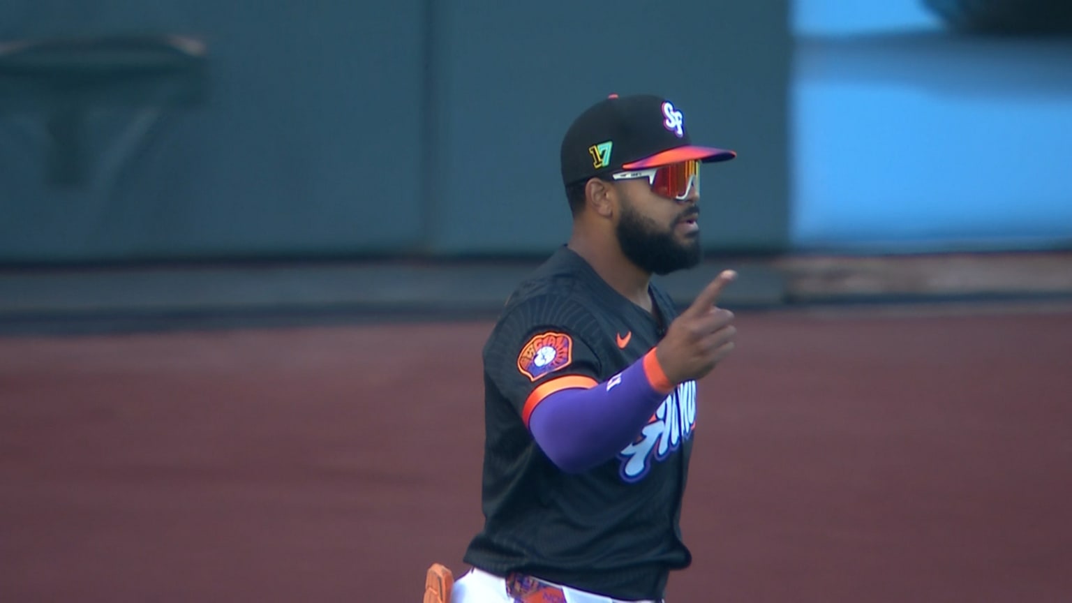 Heliot Ramos' reaching snag | 08/16/2025 | San Francisco Giants