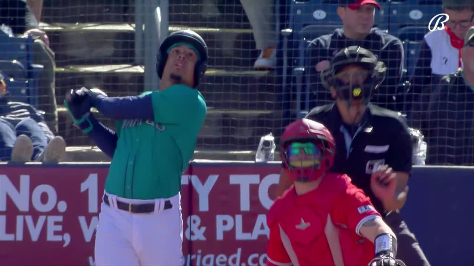 Leo Rivas hits a two-run single to left field | 03/07/2024 | Seattle ...