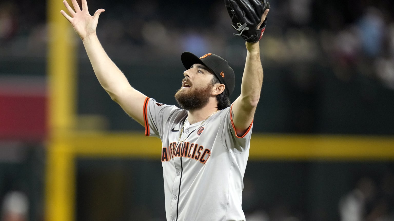 Ryan Walker seals the win | 09/23/2024 | MLB.com