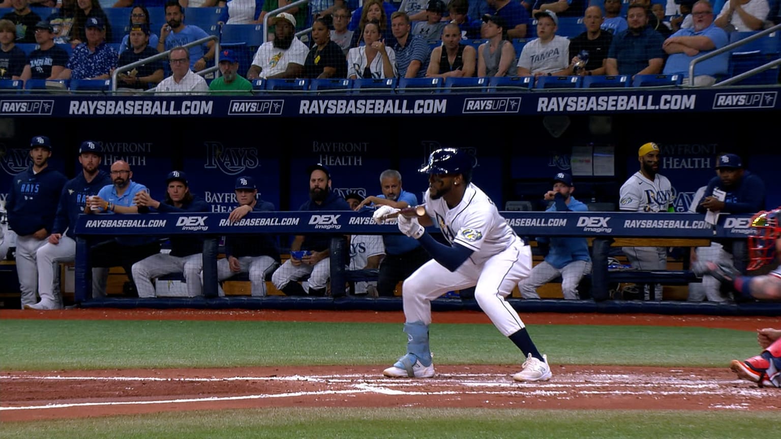 Vidal Bruján hits a sac bunt to score one in the 4th | 06/06/2023 | MLB.com
