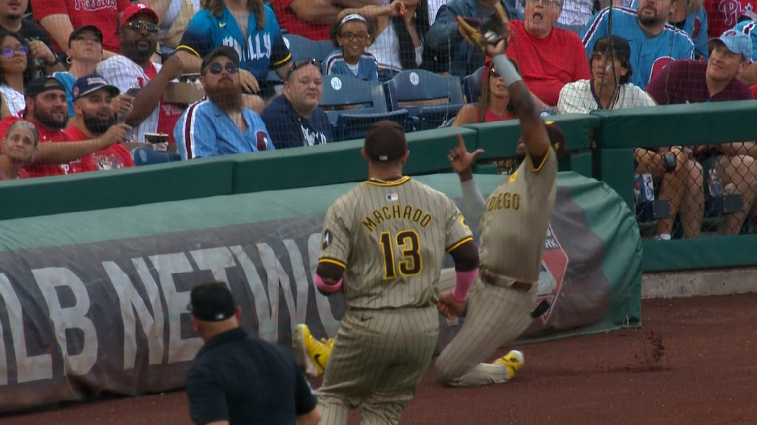 Jurickson Profar's sliding catch | 06/17/2024 | San Diego Padres