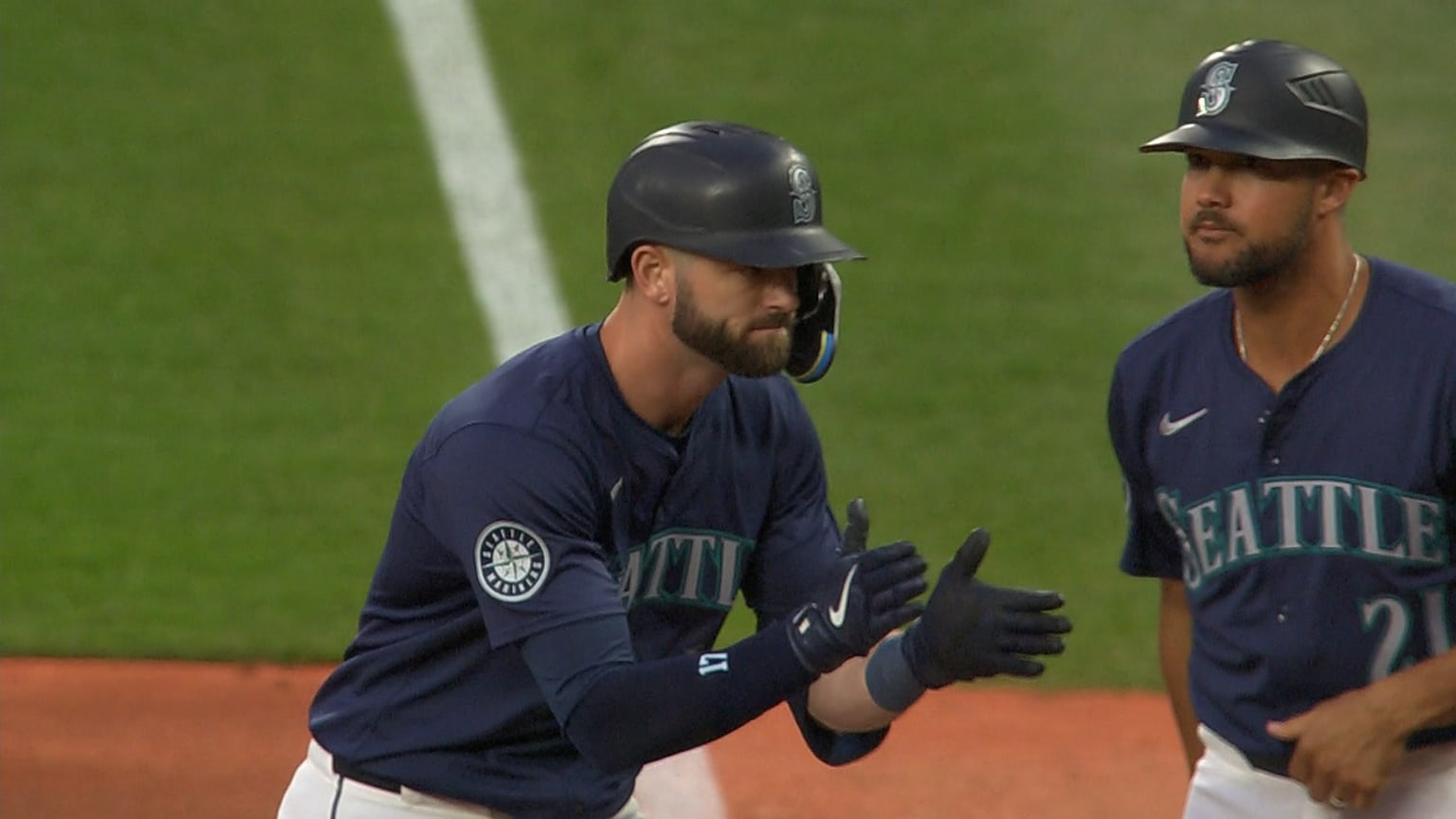 Mitch Haniger's two-run single | 06/10/2024 | Seattle Mariners