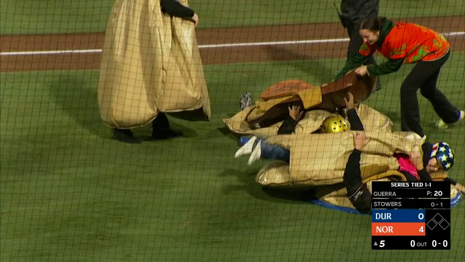 Fans participate in burger relay at Tides game | 09/29/2023 | MLB.com
