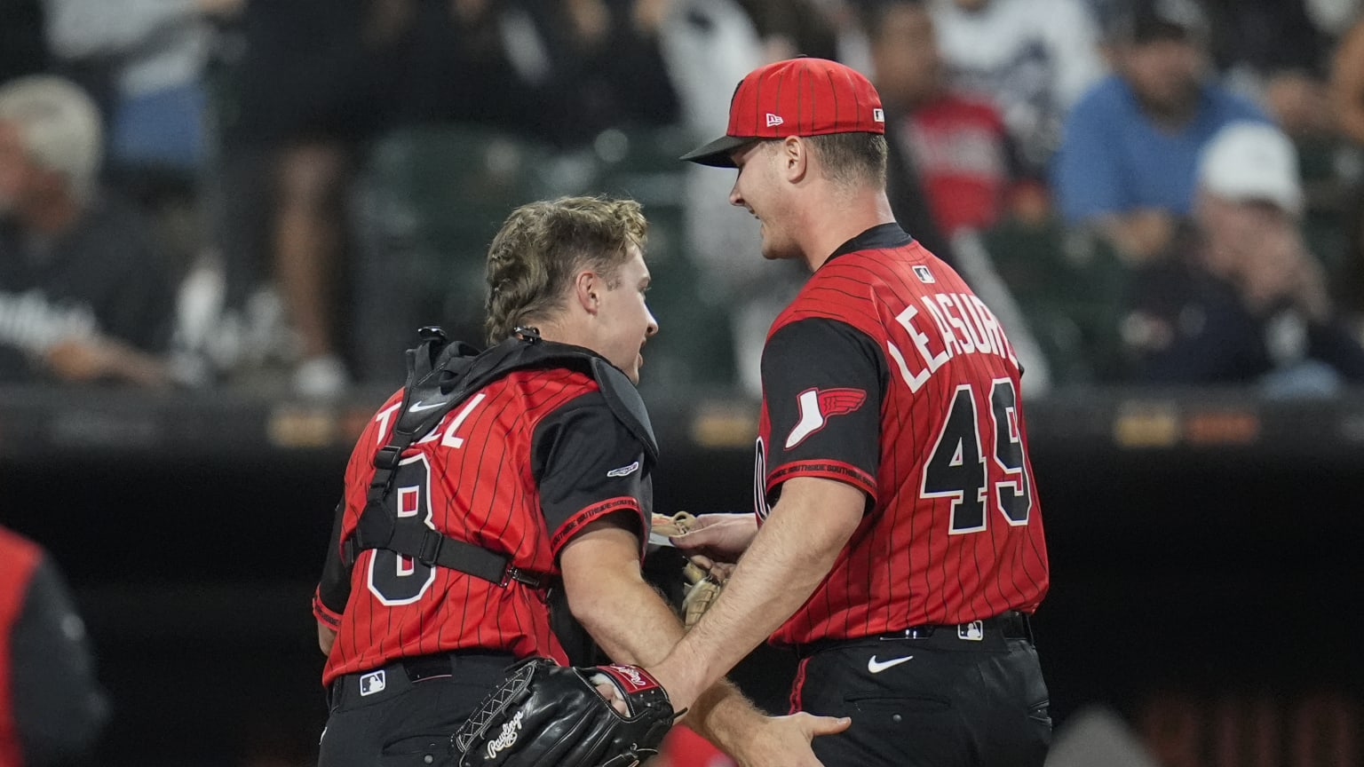Jordan Leasure gets major first out in the 8th | 06/06/2025 | Chicago ...