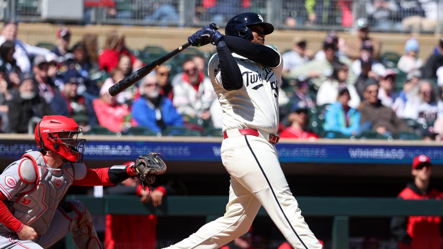 Josh Bell pega sencillo productor | 19/04/2026 | Los Twins de Minnesota