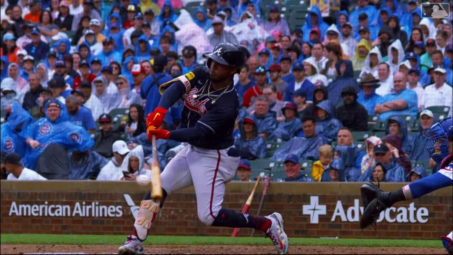 Ozzie Albies ropes a solo homer in the 3rd inning | 08/05/2023 ...