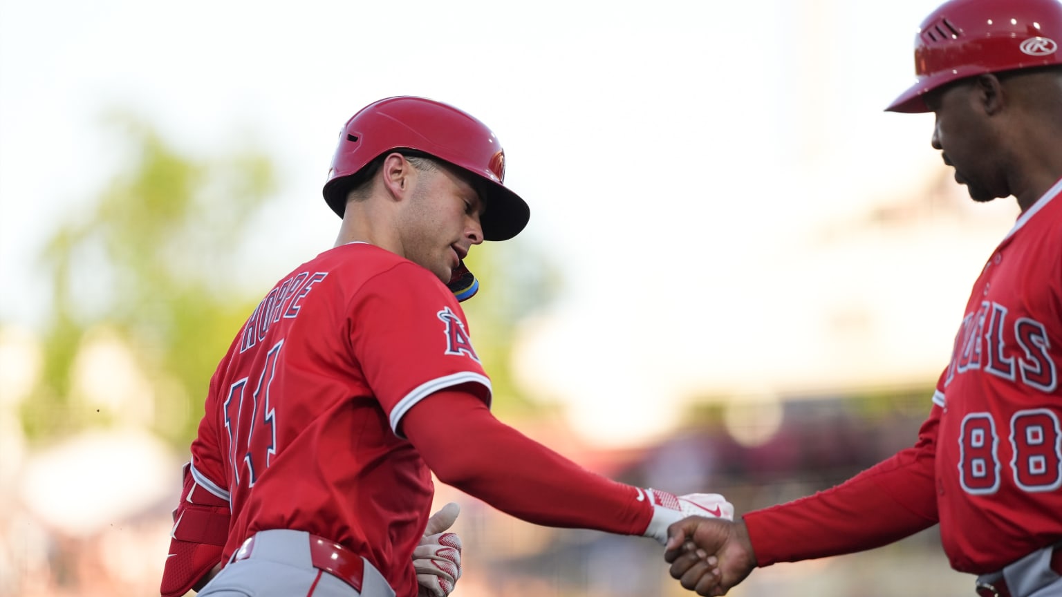Data Viz: Logan O'Hoppe's 470-foot home run | 05/21/2025 | Los Angeles ...