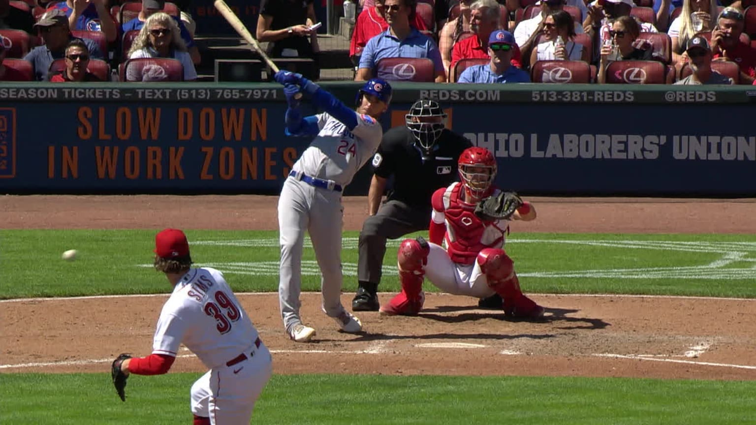 Cody Bellinger hits a two-run single into right field | 09/01/2023 ...