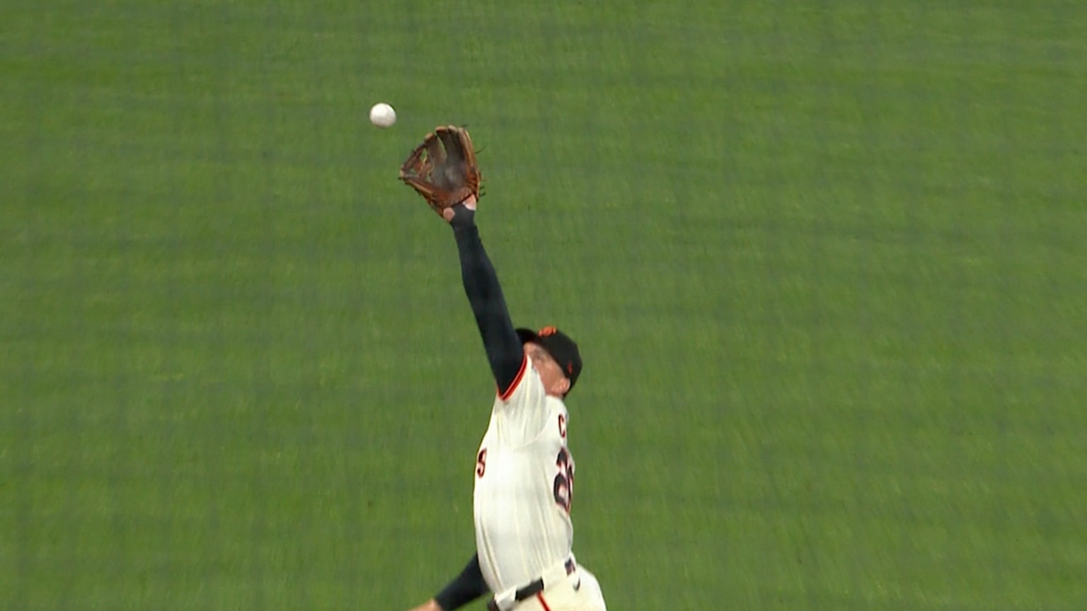 Matt Chapman's jumping catch | 06/02/2025 | MLB.com