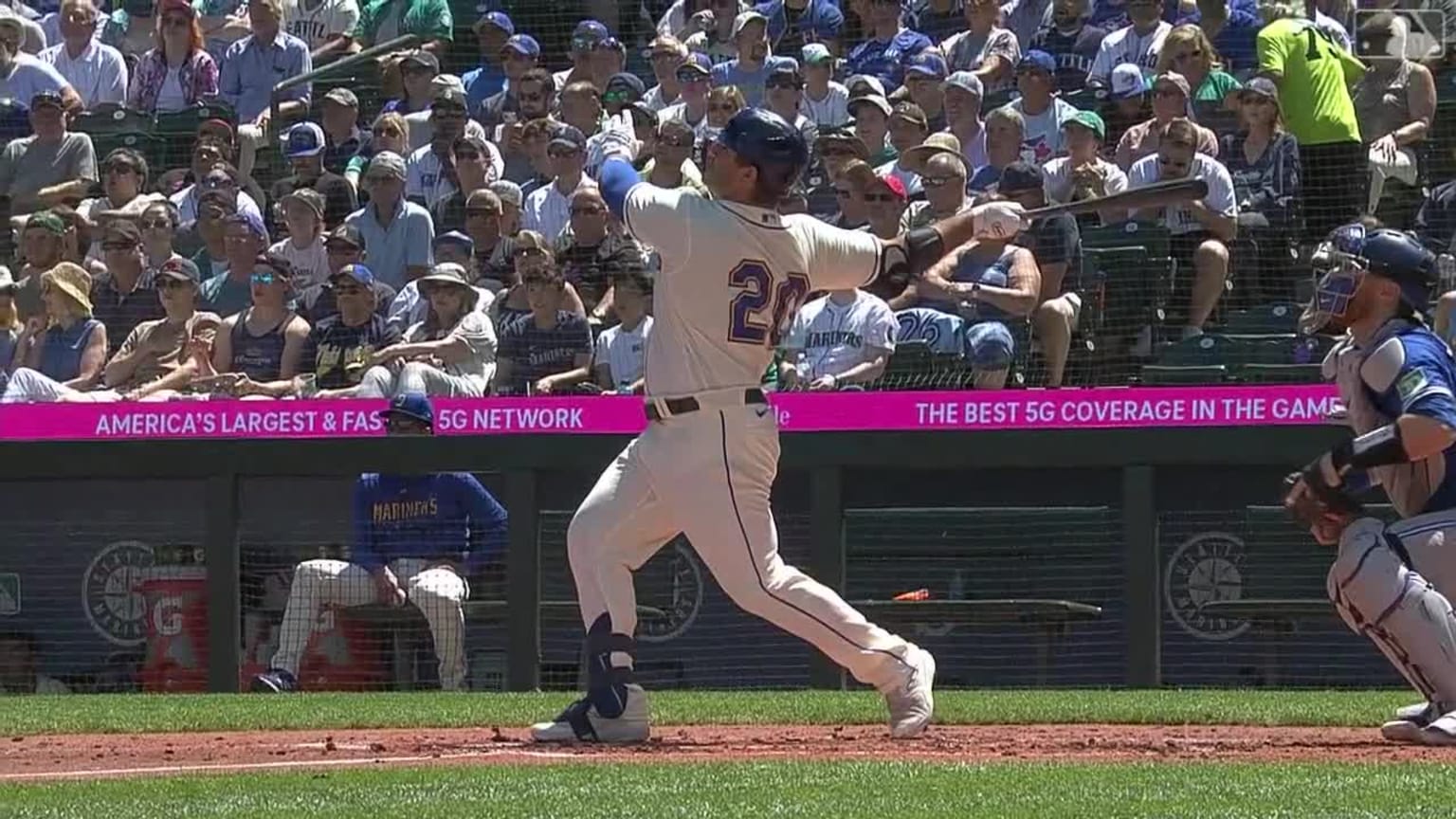 Mike Ford belts a two-run home run to right field | 07/23/2023 ...