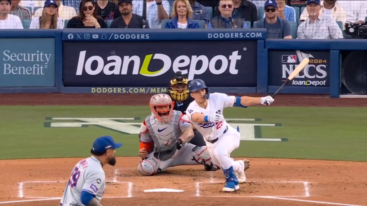 MLB India Call: Edman's two-run double | 10/21/2024 | Los Angeles Dodgers