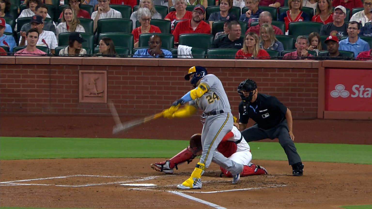 William Contreras belts a solo home run to left field | 09/19/2023 ...