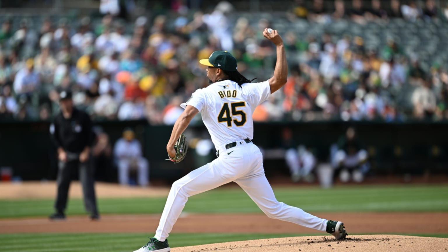 Osvaldo Bido strikes out six through 6 innings | 08/17/2024 | Athletics