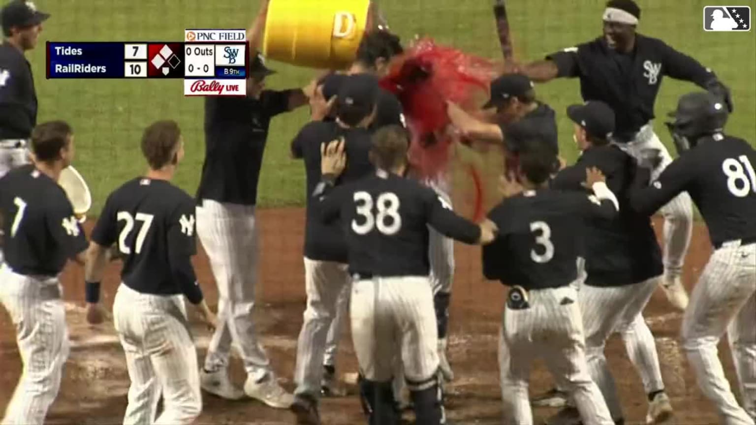 Greg Allen's three-run walk-off homer | 06/09/2024 | New York Yankees