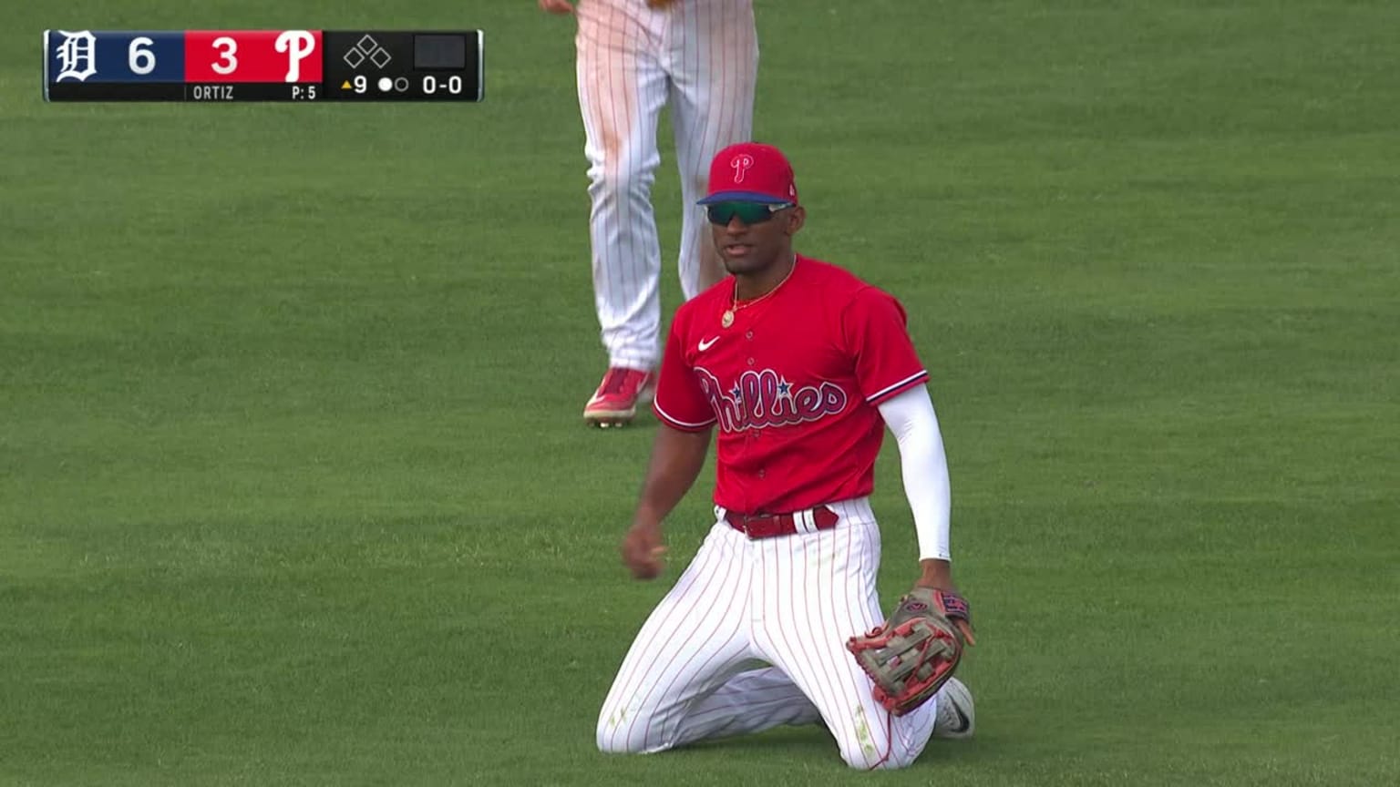 Johan Rojas makes slick diving catch in the 9th | 03/03/2023 ...