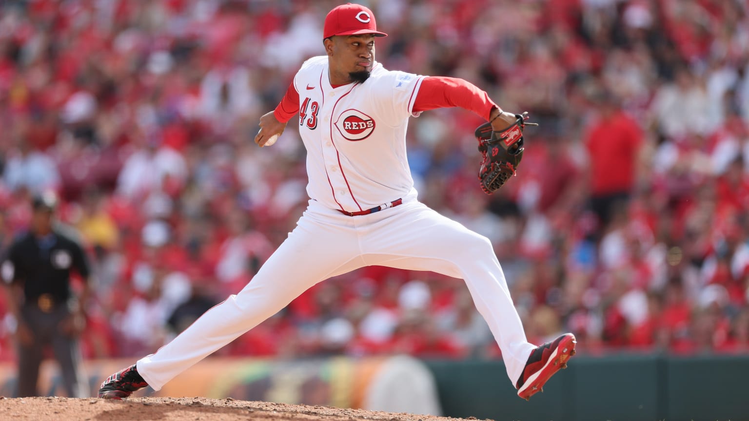 Chris Young breaks down Alexis Díaz | 03/11/2024 | Cincinnati Reds