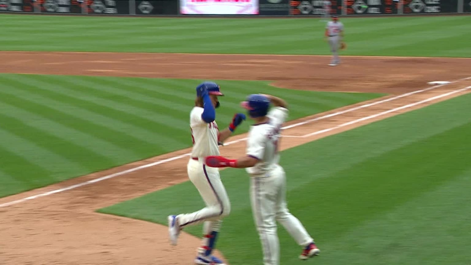 The Phillies bring across six runs in the 3rd inning | 07/01/2023 ...