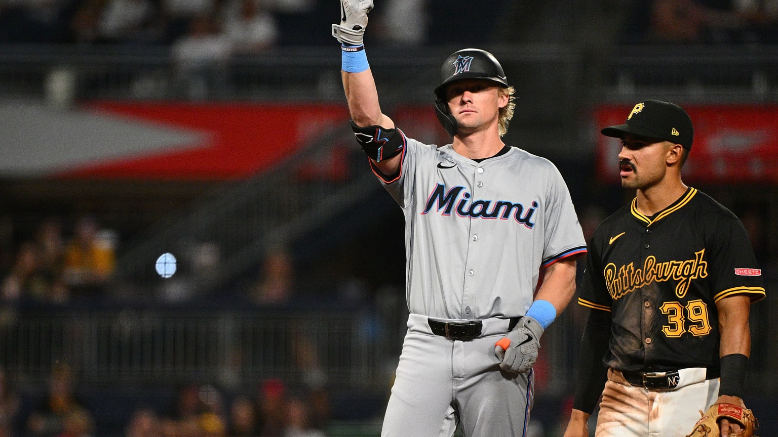 Kyle Stowers' RBI double | 09/10/2024 | Miami Marlins