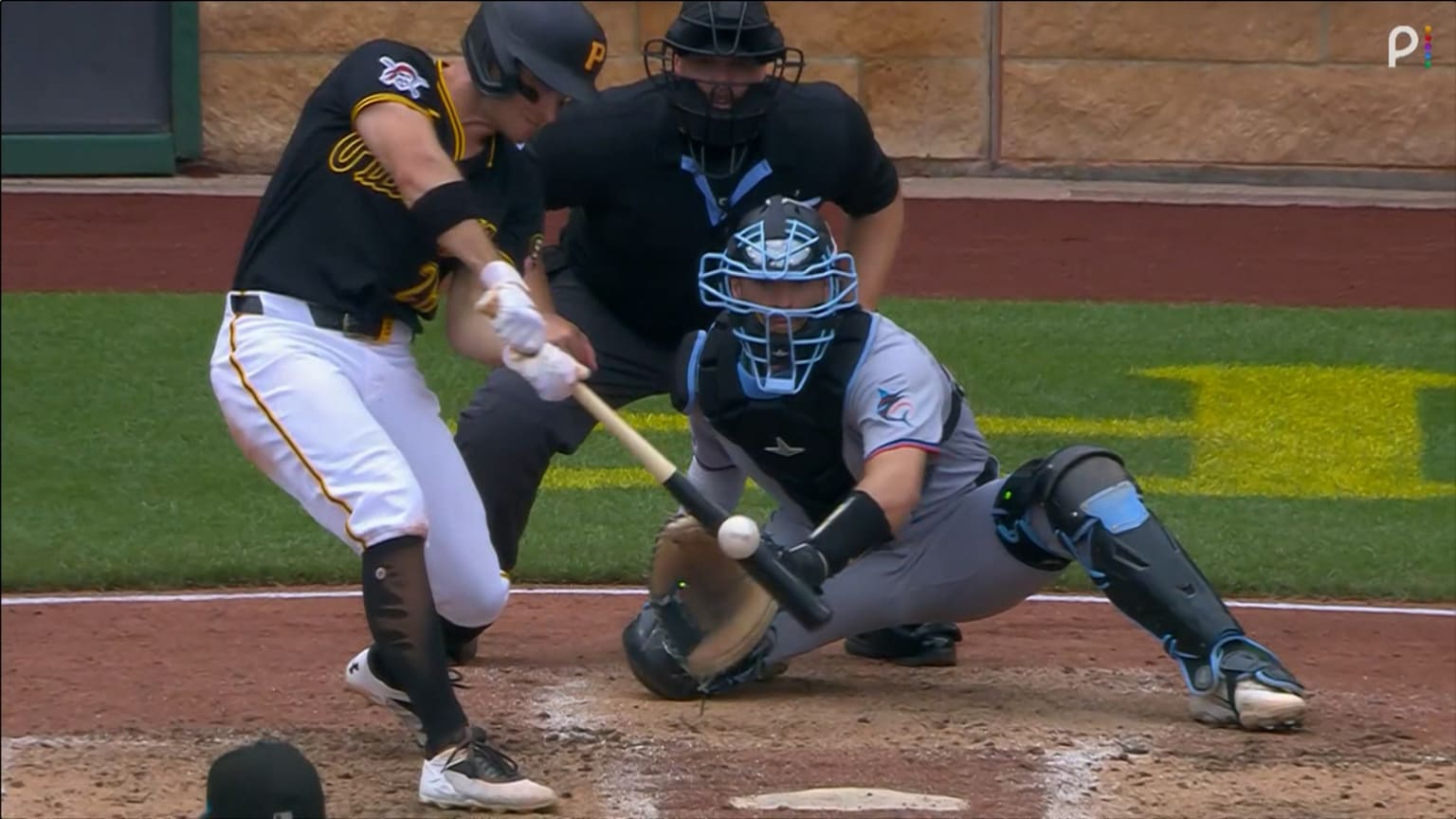 Jake Mangum's RBI single | 06/14/2026 | Pittsburgh Pirates