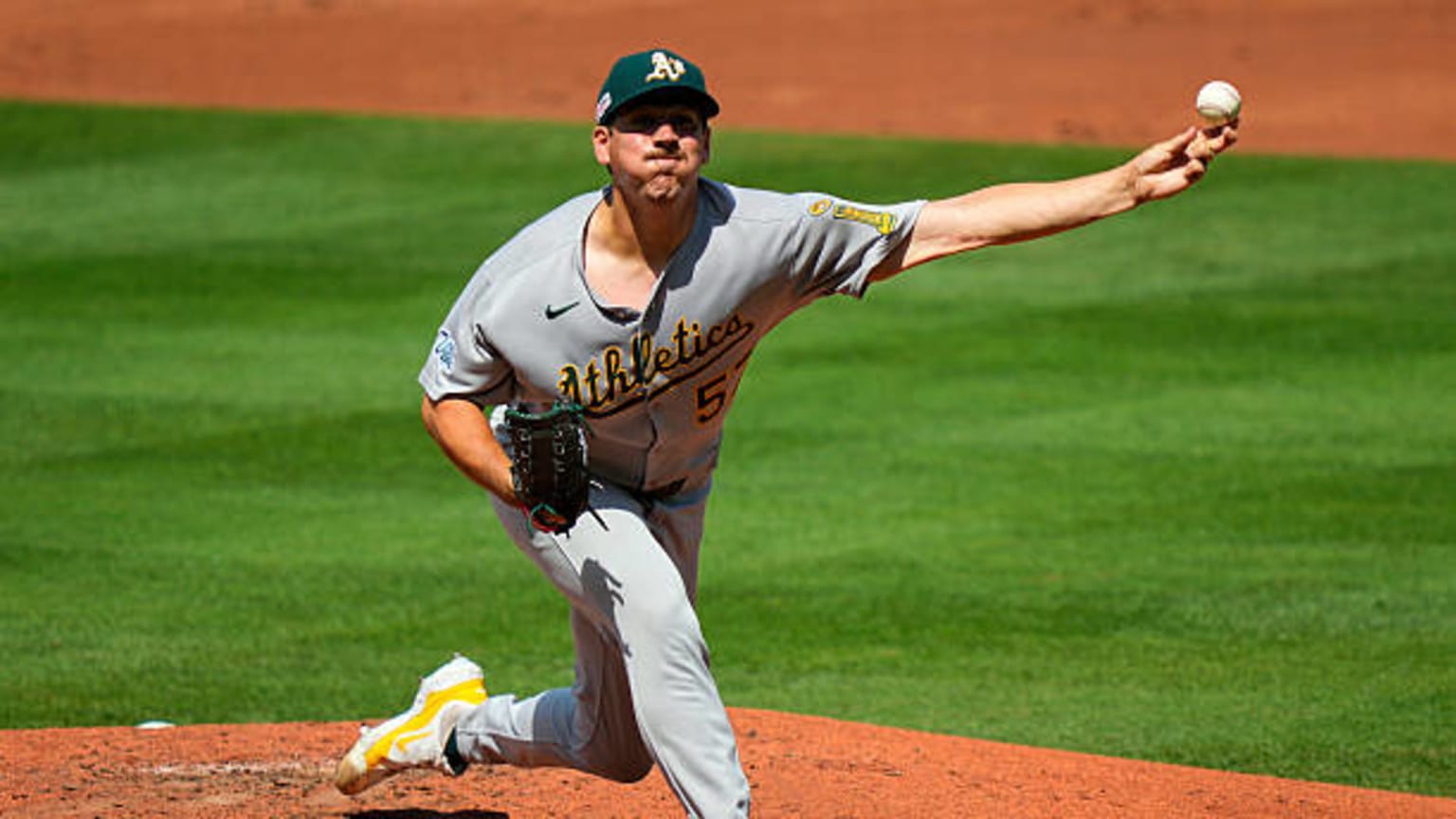 Jacob Lopez escapes jam | 06/14/2025 | Athletics