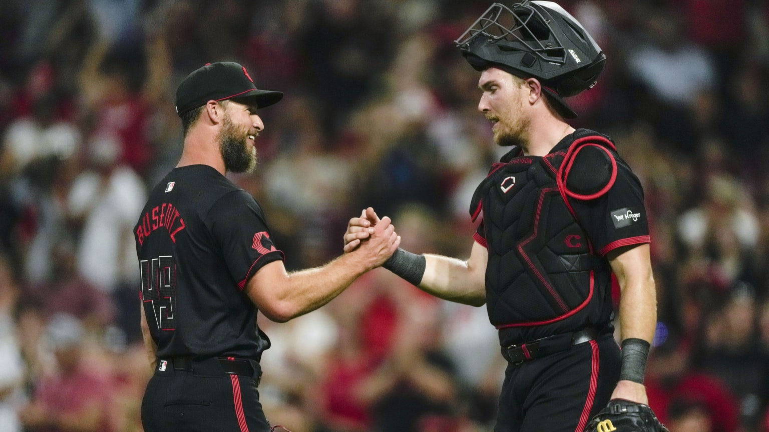 Alan Busenitz closes out win | 09/20/2024 | Cincinnati Reds