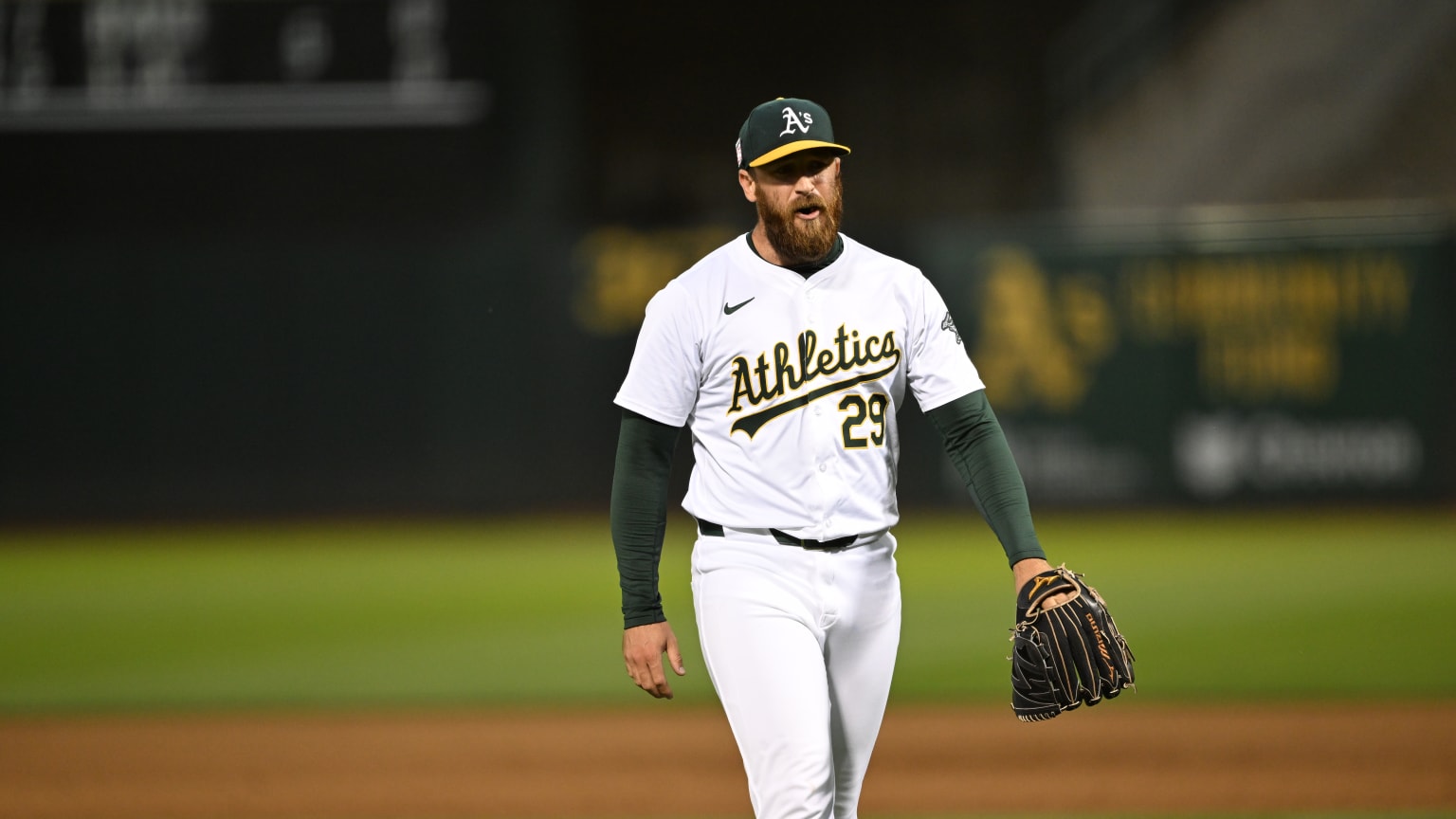 Austin Adams escapes bases-loaded jam | 07/19/2024 | MLB.com