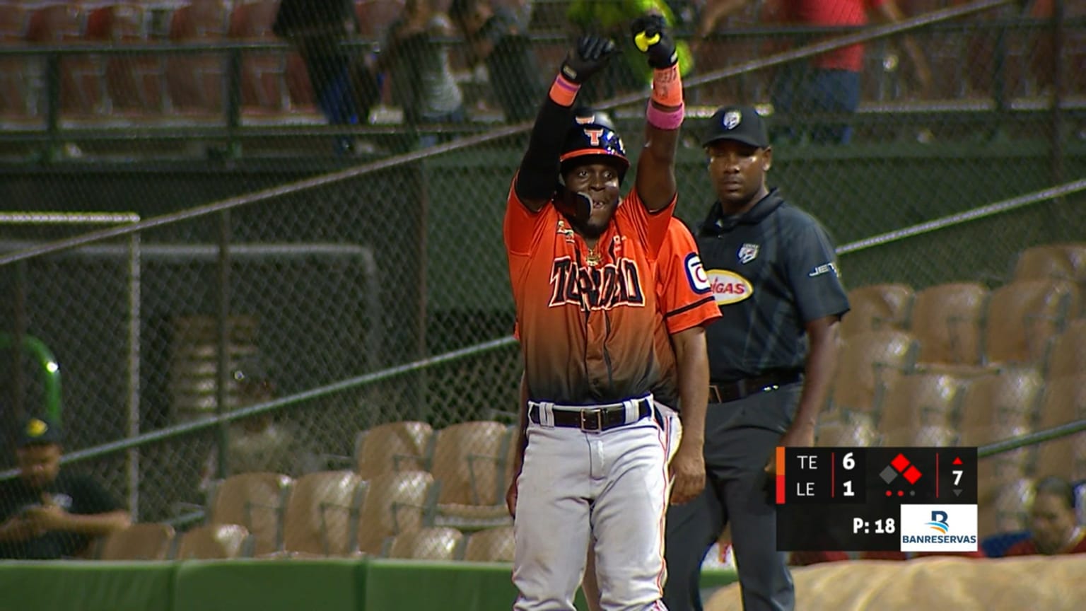 Ronny Simon lo pone 7-1 con sencillo empujador | 24/10/2023 | Los Rays ...