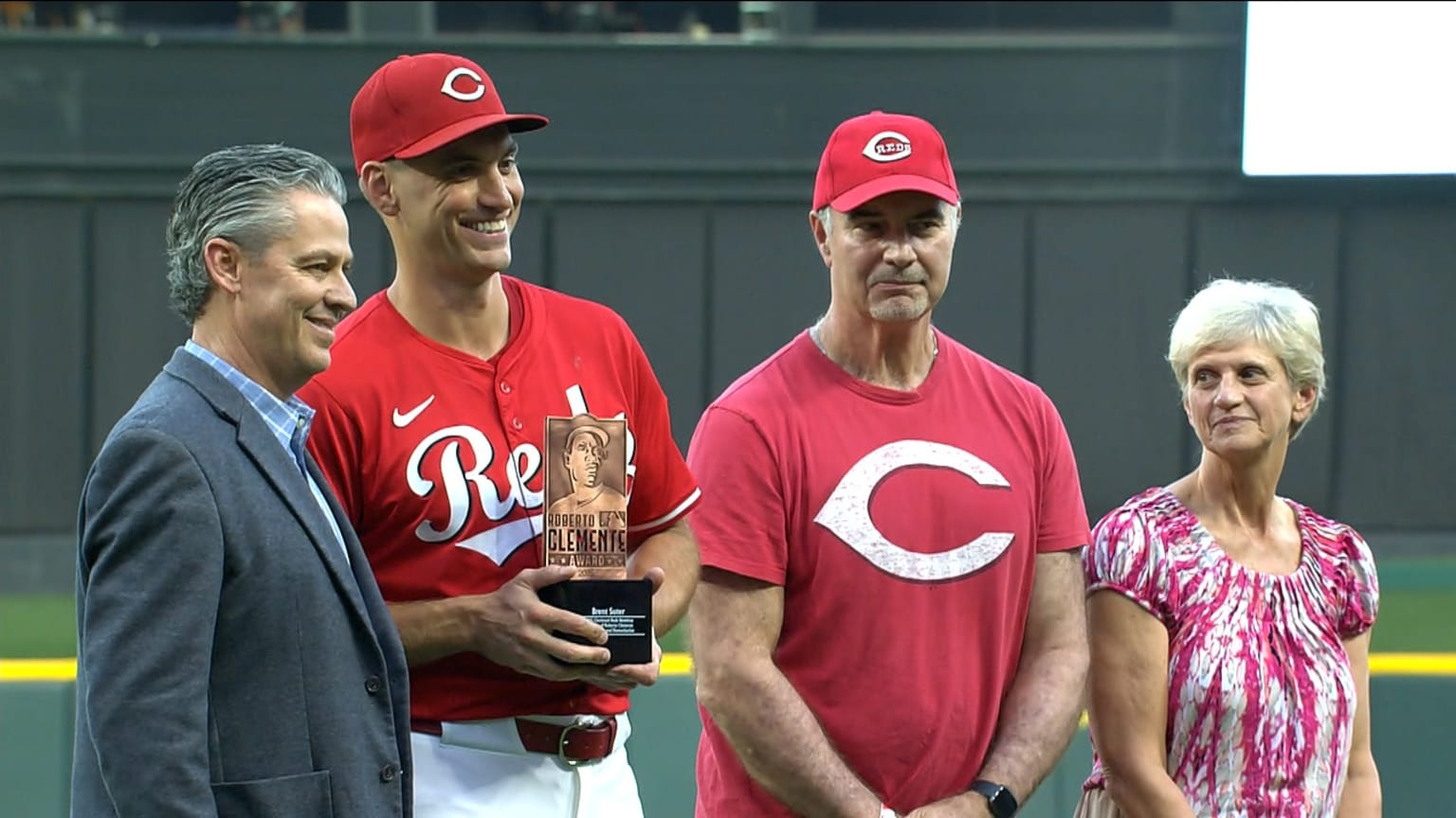 Brent Suter presented with Clemente nomination | 09/18/2025 ...