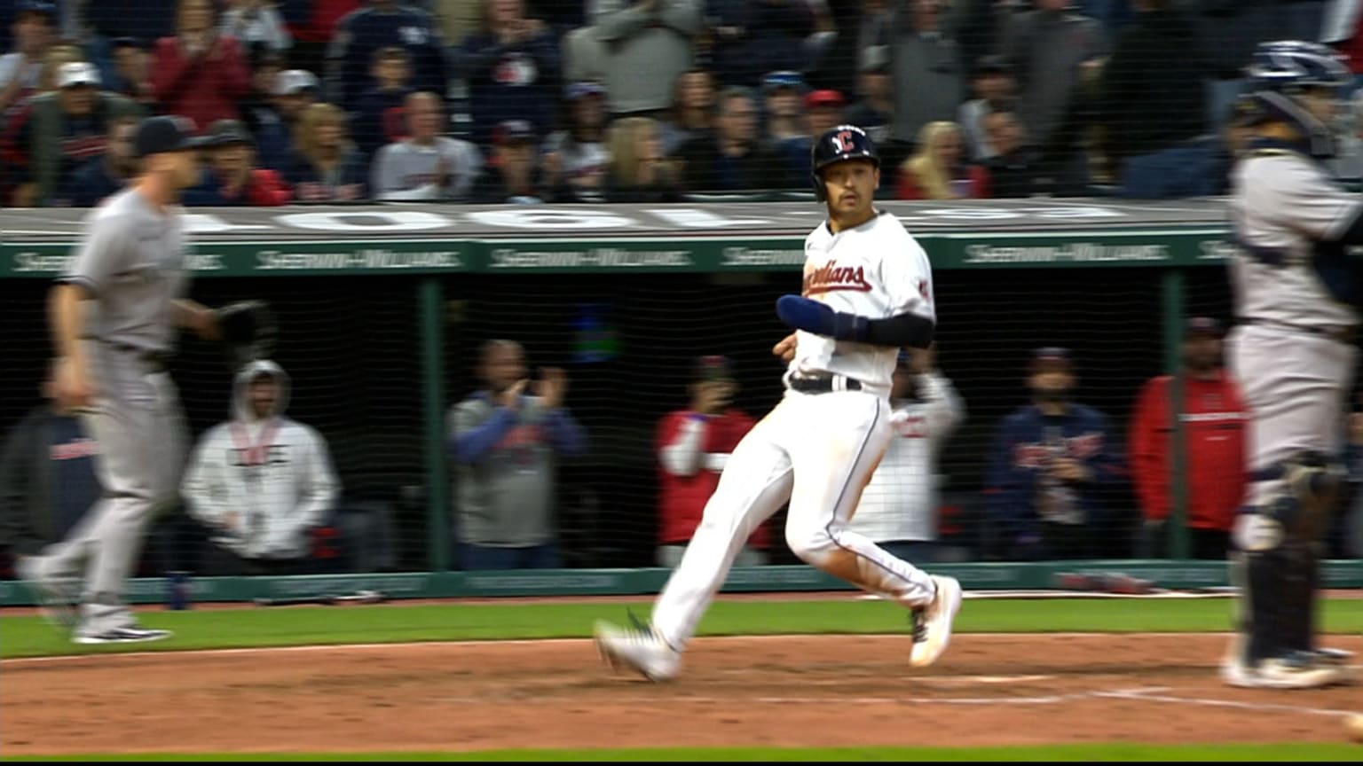 Josh Naylor skies a sacrifice fly to center field | 04/10/2023 ...
