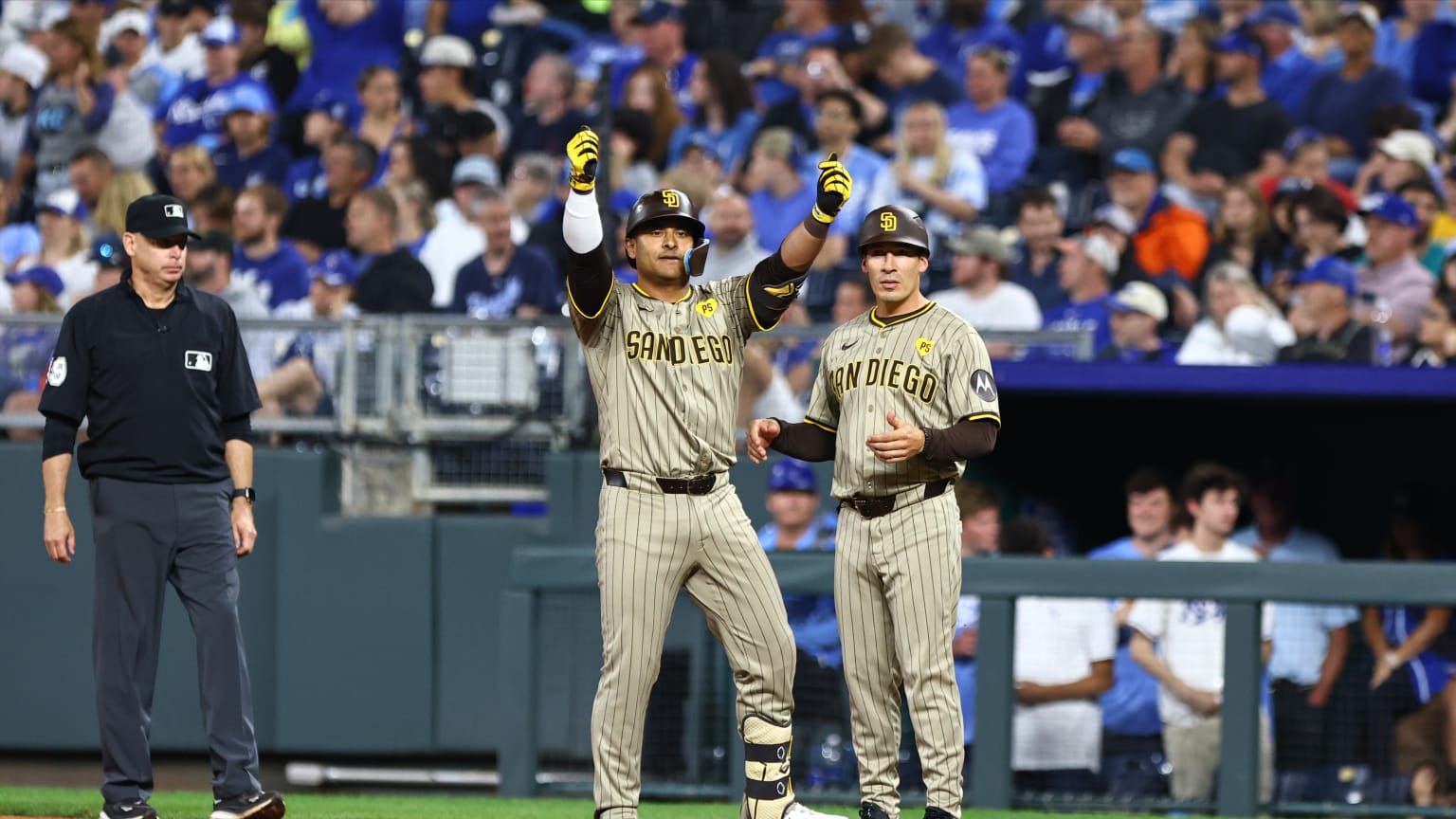 Donovan Solano's RBI single | 05/31/2024 | San Diego Padres