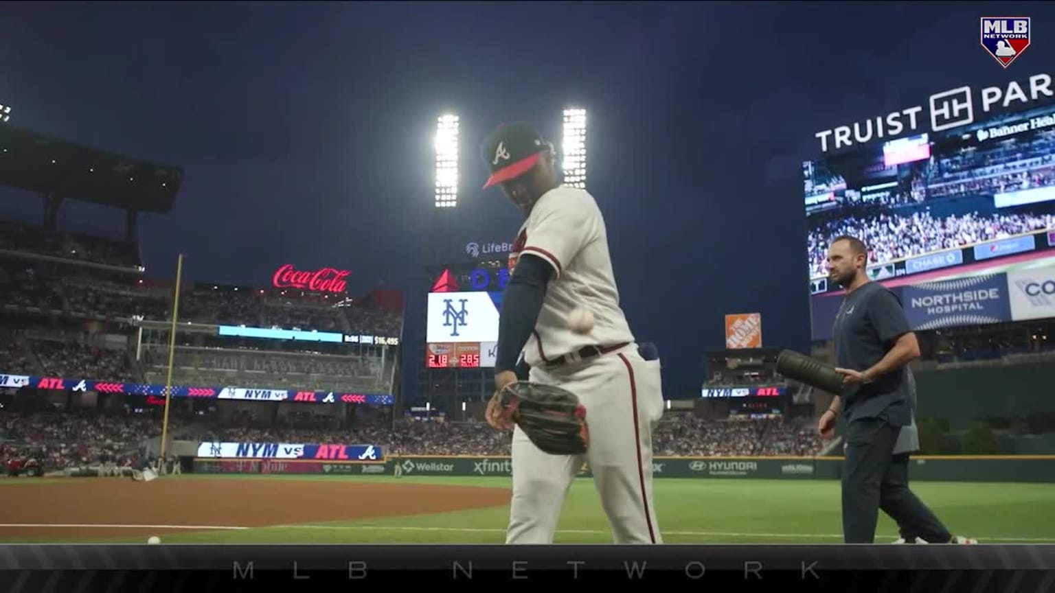 A look at Ozzie Albies' swing and his stellar power | 11/09/2023 ...