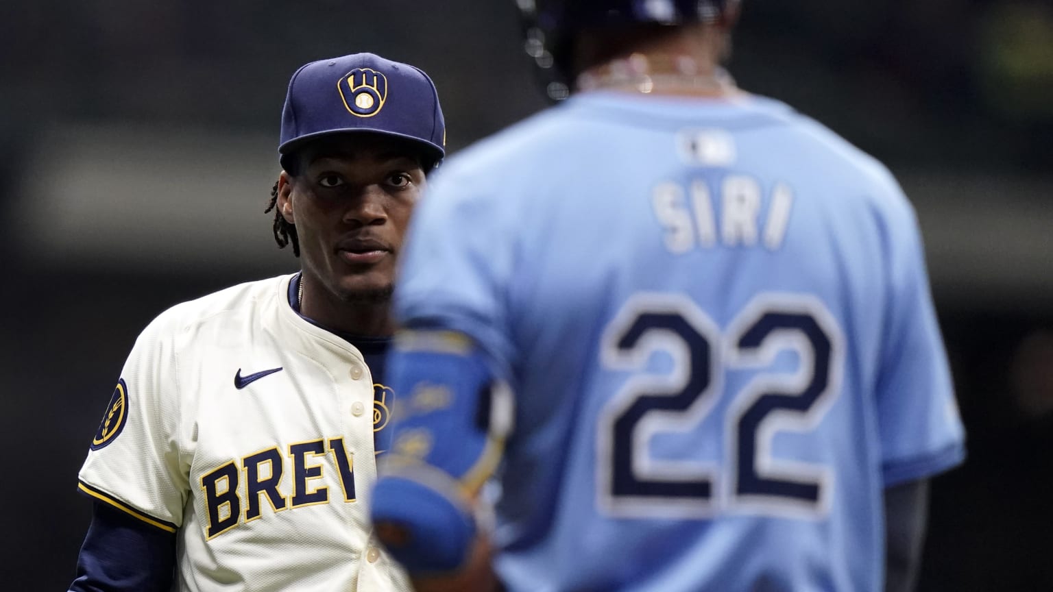 Brewers, Rays benches clear in Milwaukee | 04/30/2024 | Milwaukee Brewers