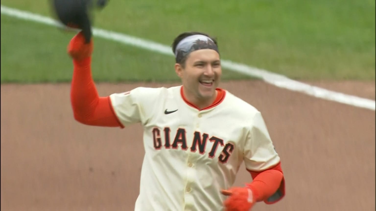 Hit de oro de Patrick Bailey | 26/04/2025 | Los Gigantes de San Francisco