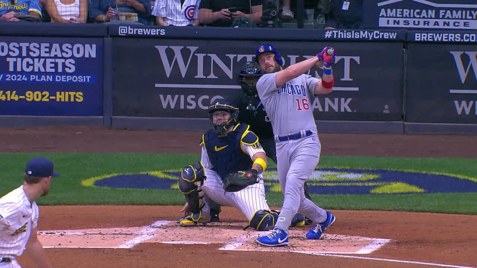 Patrick Wisdom drills a solo home run in the 1st | 09/30/2023 | New ...