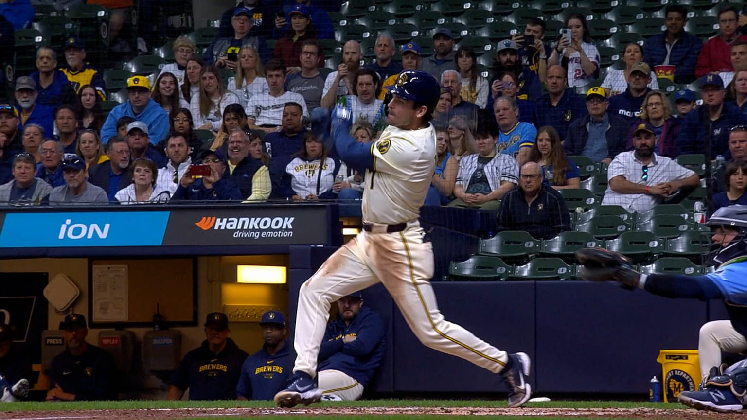 Tyler Black's first hit of his career | 04/30/2024 | Milwaukee Brewers