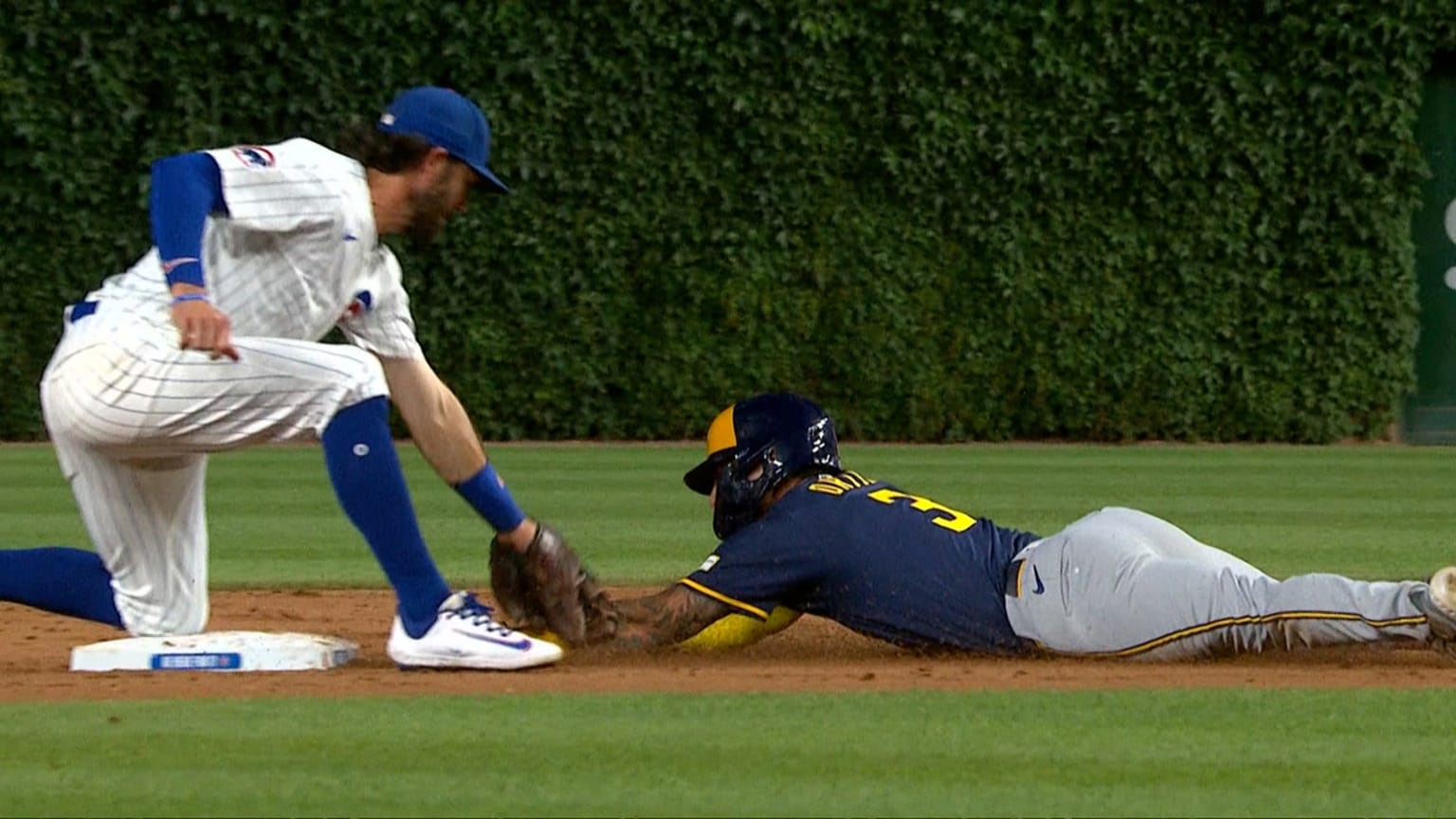 Carson Kelly catches runner stealing after review | 06/17/2025 | New ...